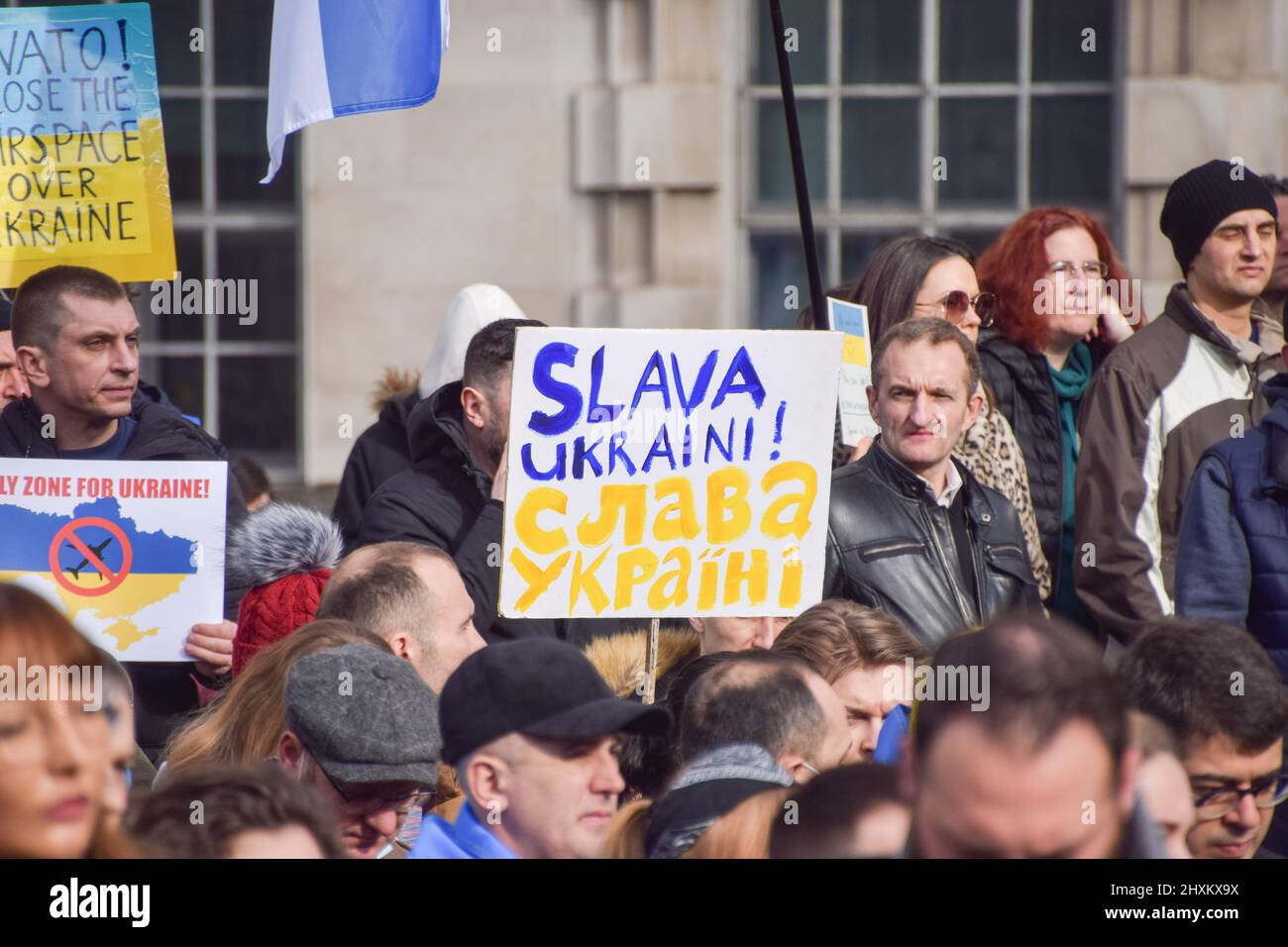 Slava ukraini flag hi-res stock photography and images - Alamy