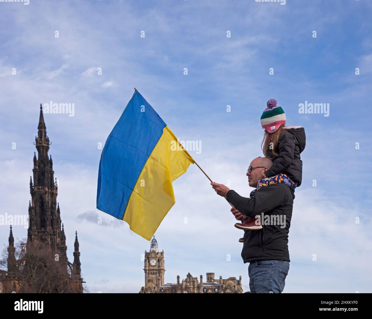 Edinburgh city centre, Scotland, UK. 13th March 2022. Poignant image of ...