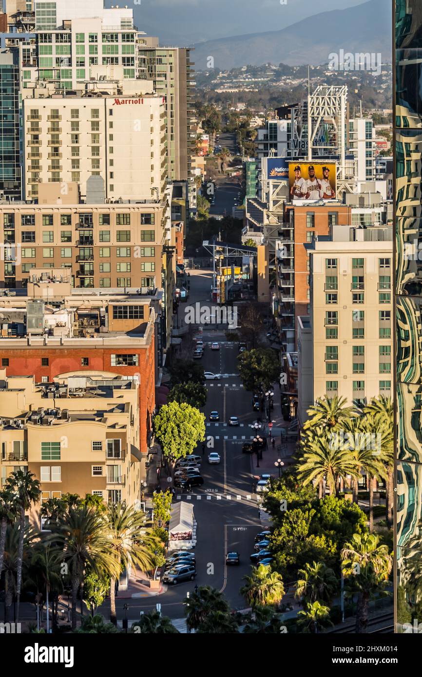 Midtown and downtown area hi-res stock photography and images - Alamy