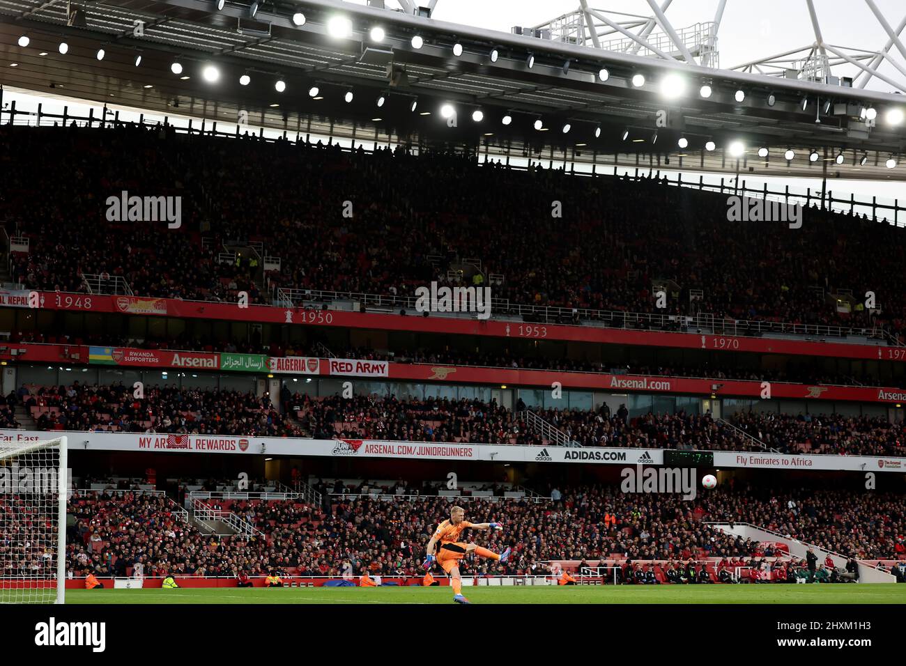 13th March 2022 ; The Emirates, Islington, London, England. Premier ...