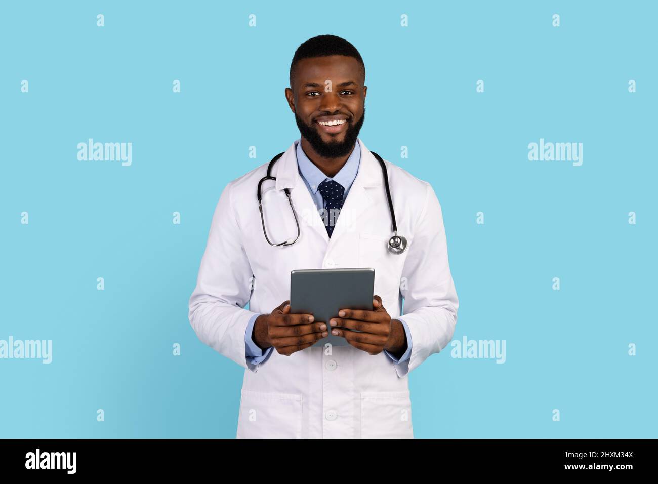 Free medical checkup services hi-res stock photography and images - Alamy
