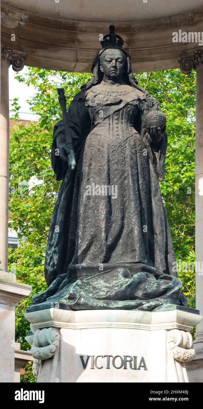 Queen Victoria Monument, a Beaux-Arts monument on the site of the ...