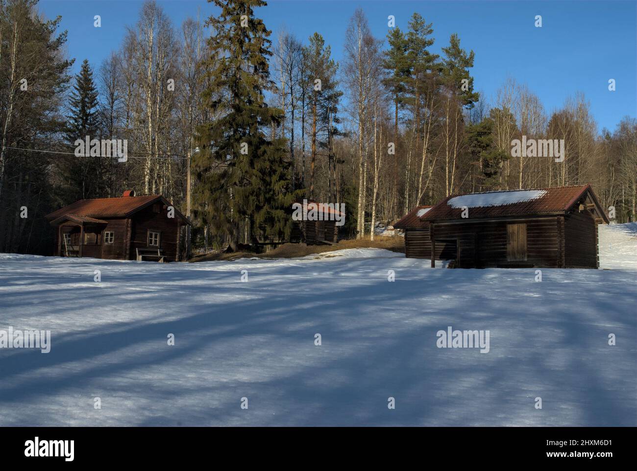 Dark wooden buildings hi-res stock photography and images - Alamy