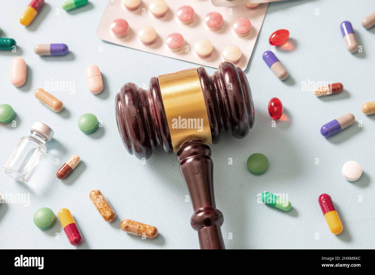 Health and Medicine legal issues. Medical malpractice, personal injury ...