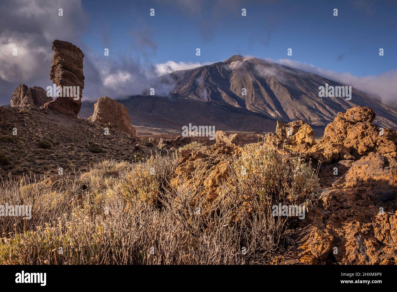 Teide and Roque Cinchado, in Los Roques de Garcia, volcanic rock ...