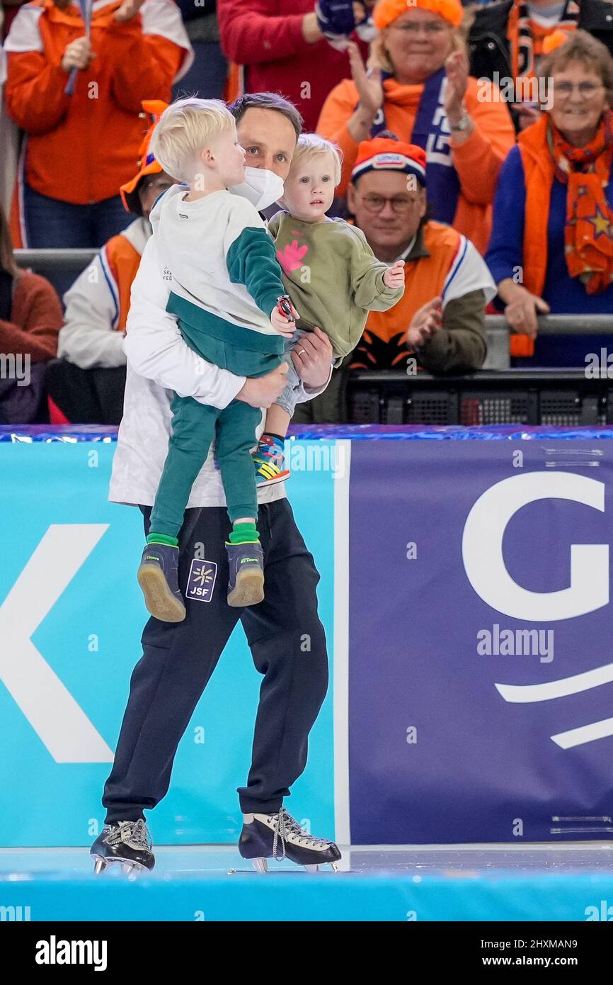 Speedskating kids hi-res stock photography and images - Alamy