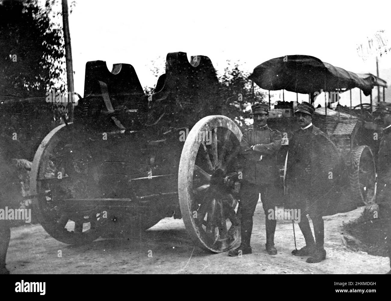 Artiglieria prima guerra mondiale hi-res stock photography and images ...