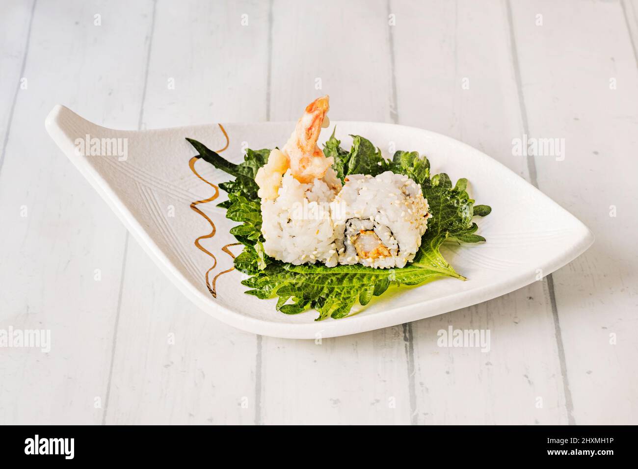 This tempura prawn maki recipe is perfect for practicing new dishes ...