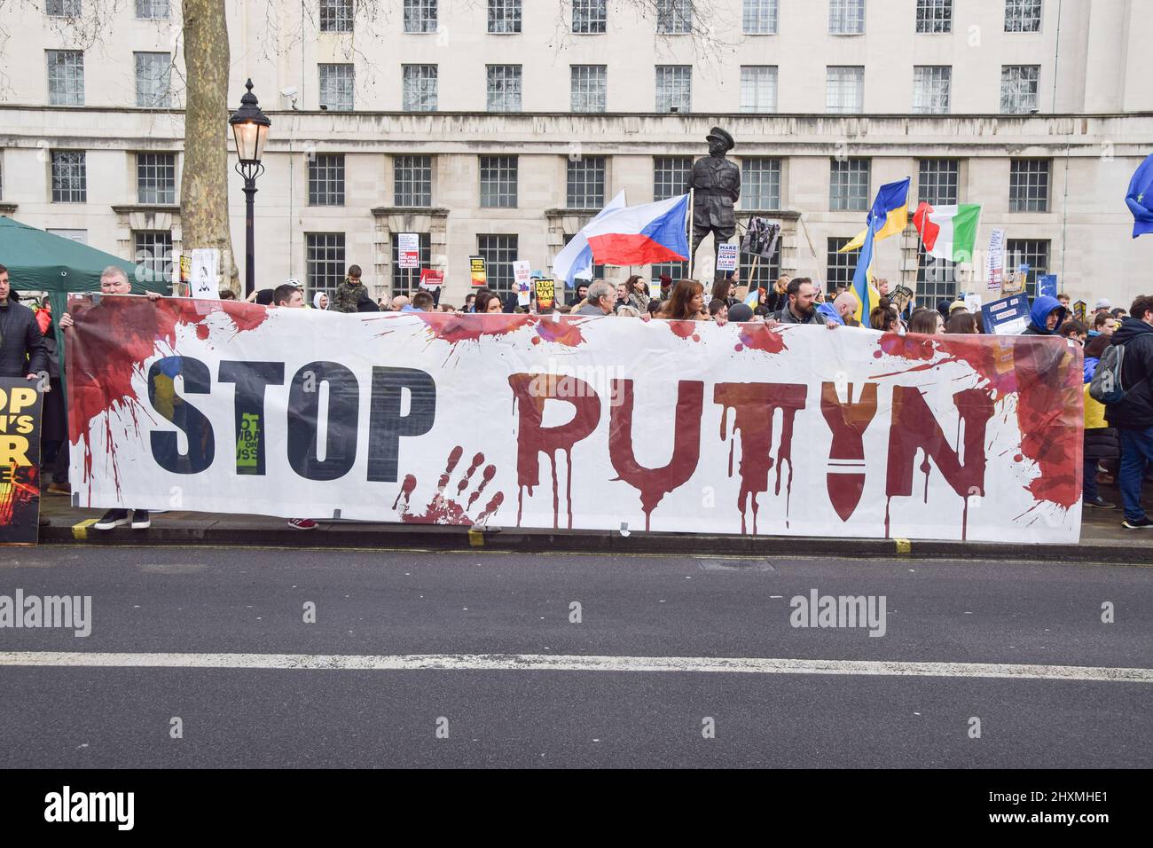 Stop putin banner hi-res stock photography and images - Alamy