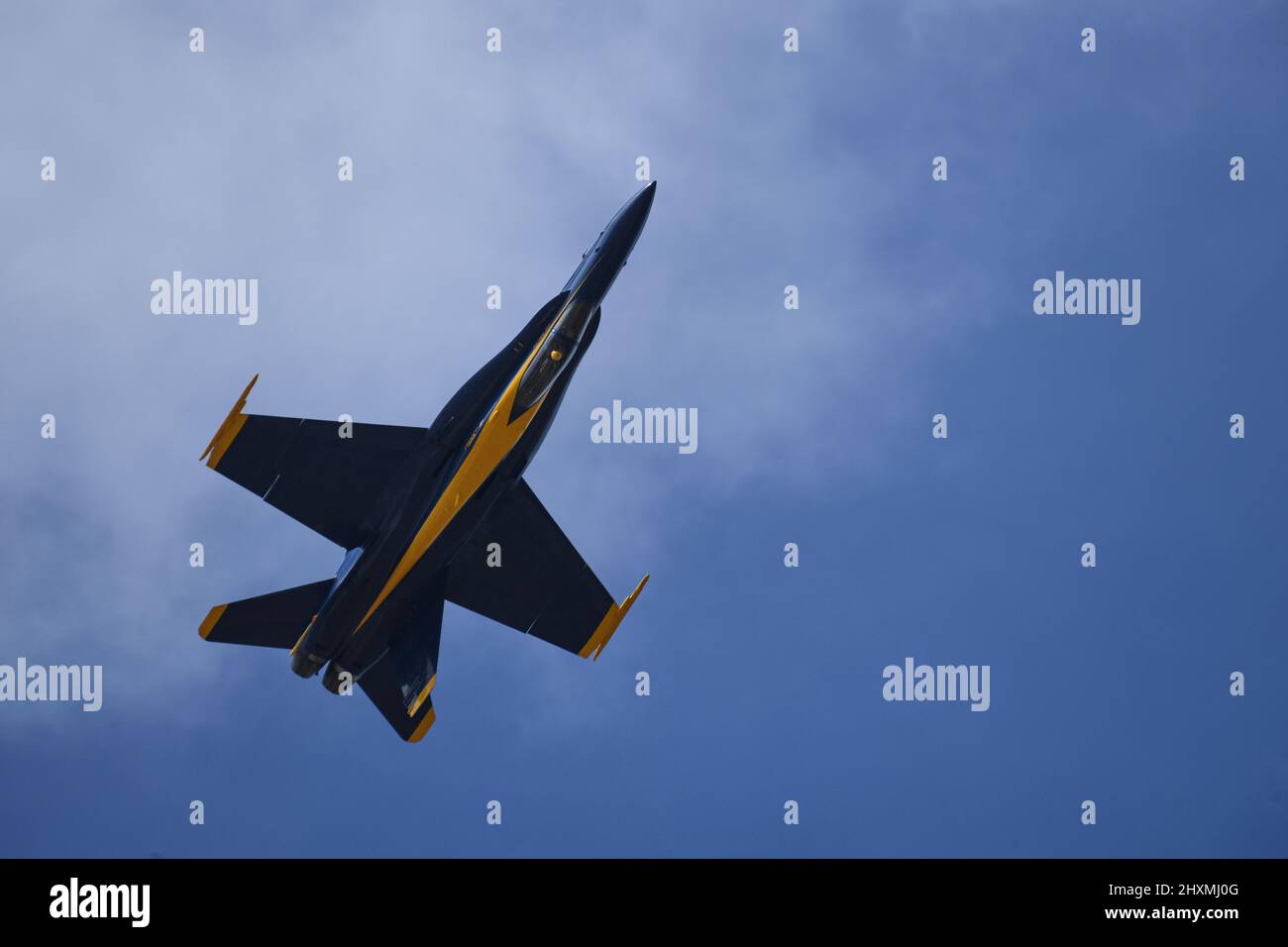 Blue Angels jet in flight Stock Photo - Alamy