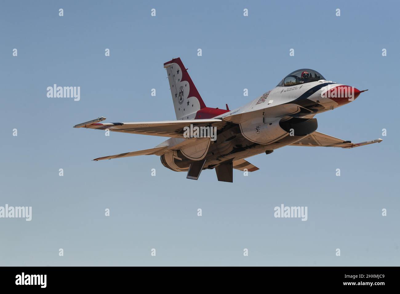 United states air force thunderbird hi-res stock photography and images ...