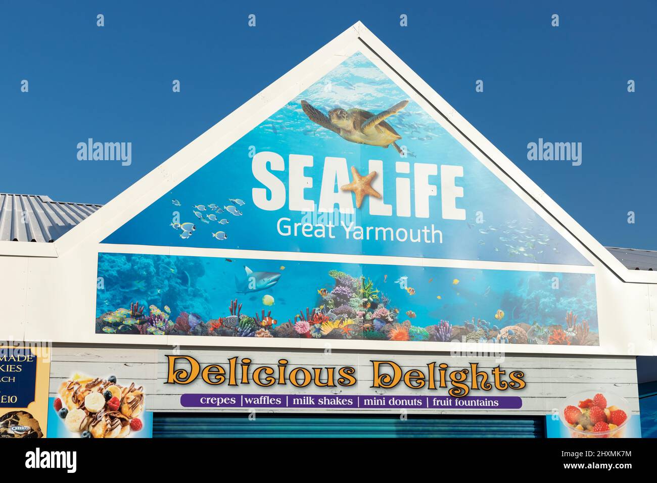 Sealife logo hi-res stock photography and images - Alamy