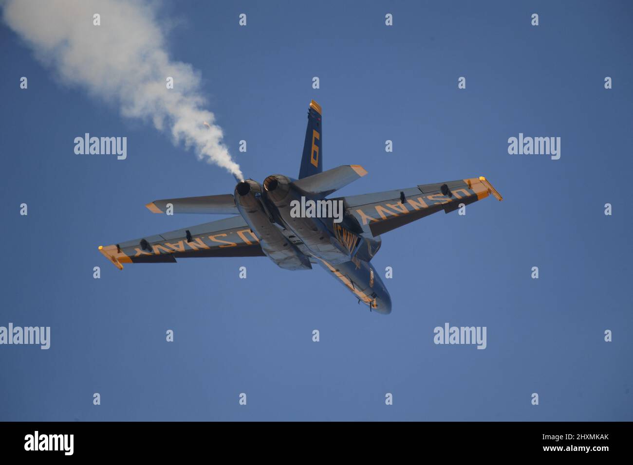 Blue Angel 6 over head with smoke Stock Photo - Alamy