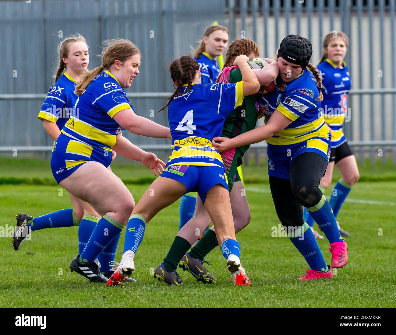 Warrington wolves girls rugby league team hi-res stock photography and ...