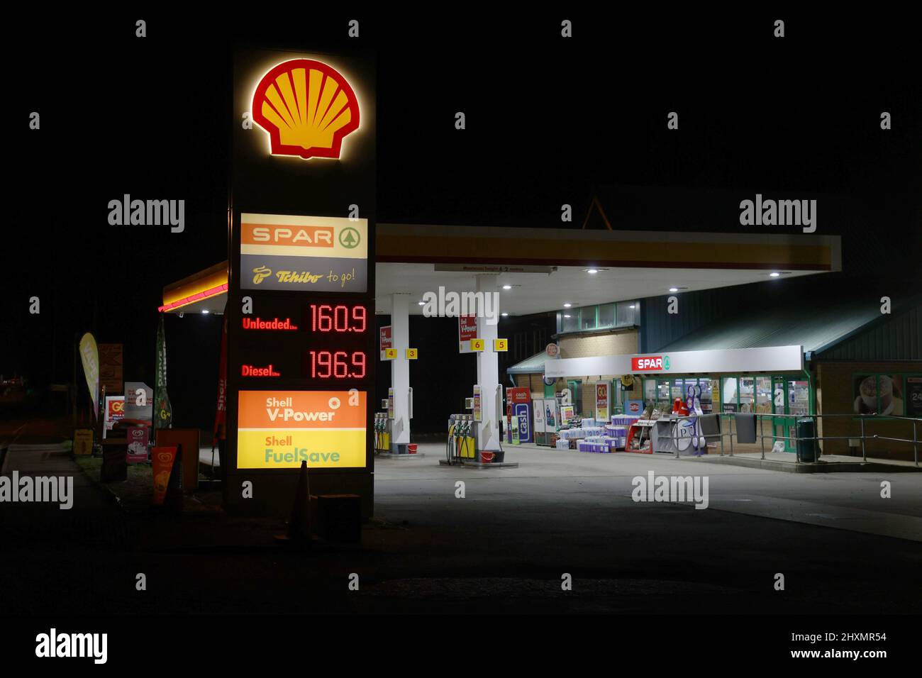 Wisbech, UK. 10th Mar, 2022. A Shell garage on the A47 near Wisbech ...