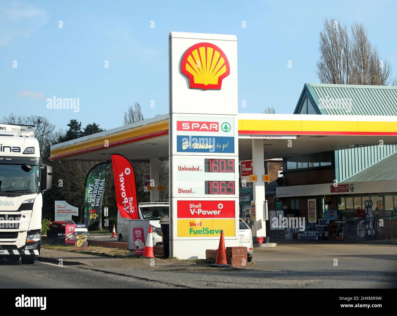 Wisbech, UK. 10th Mar, 2022. A Shell garage on the A47 near Wisbech ...