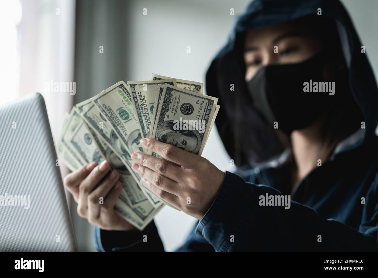 Money leak hi-res stock photography and images - Alamy