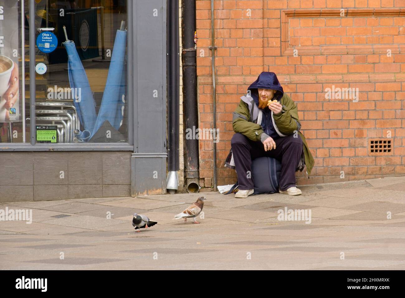 Homeless cardiff hi-res stock photography and images - Alamy