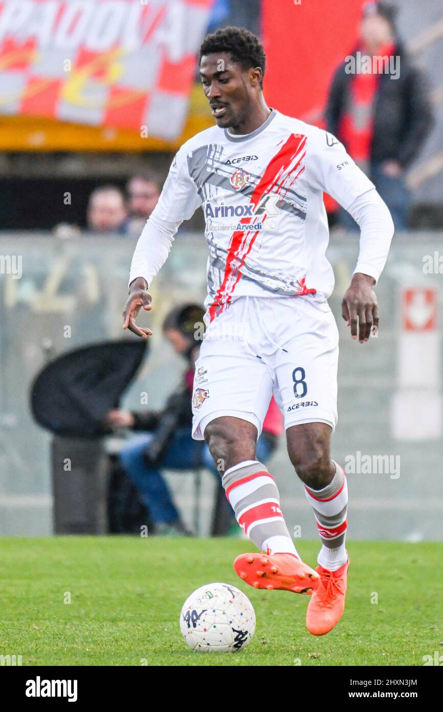 Yann gondo hi-res stock photography and images - Alamy