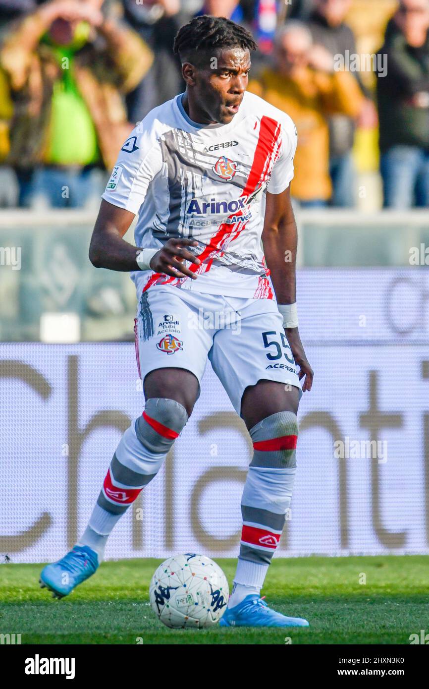 Arena Garibaldi, Pisa, Italy, March 13, 2022, Caleb Okoli (Cremonese ...