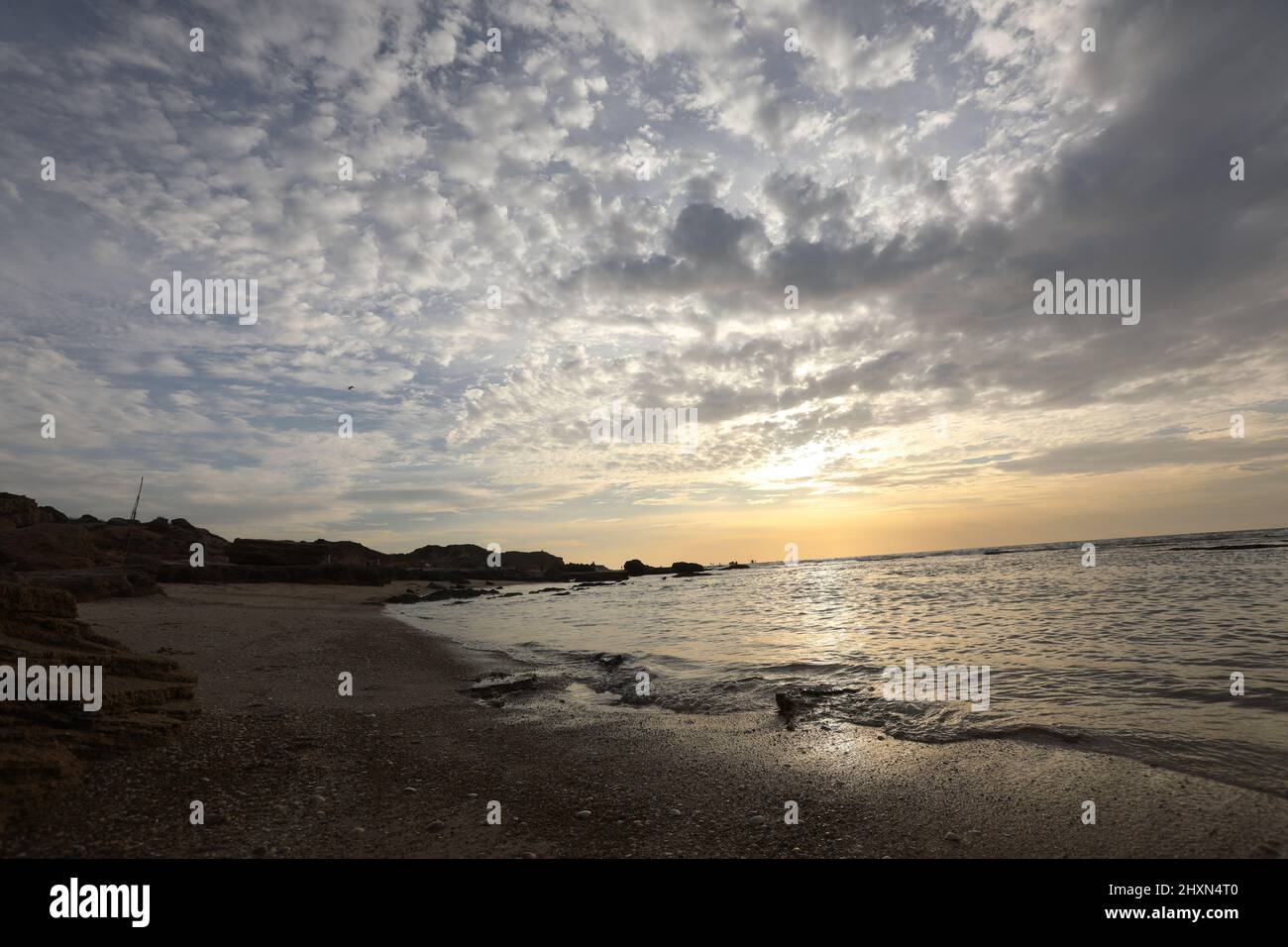 Quality ocean hi-res stock photography and images - Alamy