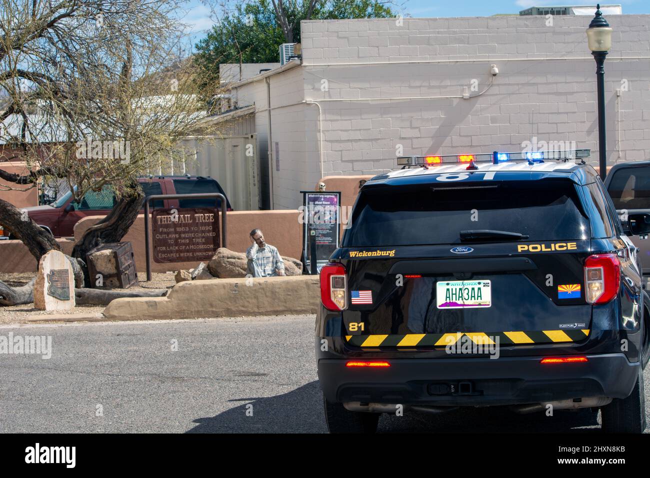 Police at he Jail Tree Stock Photo - Alamy