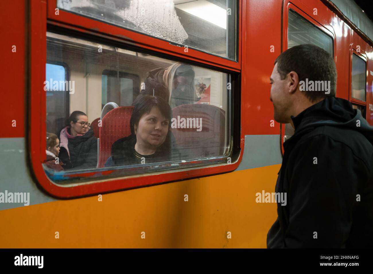 Ukraine train station goodbye hi-res stock photography and images - Alamy