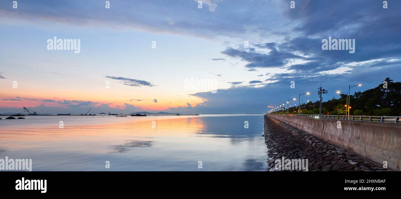 Incheon beach hi-res stock photography and images - Alamy