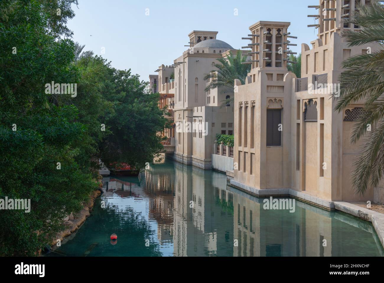 Palm islands dubai boardwalk hi-res stock photography and images - Alamy