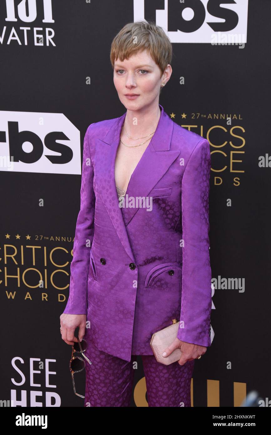 Los Angeles, USA. 13th Mar, 2022. Wrenn Schmidt arrives at the 27th ...