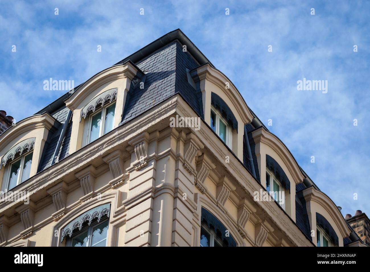 France building decorated hi-res stock photography and images - Alamy
