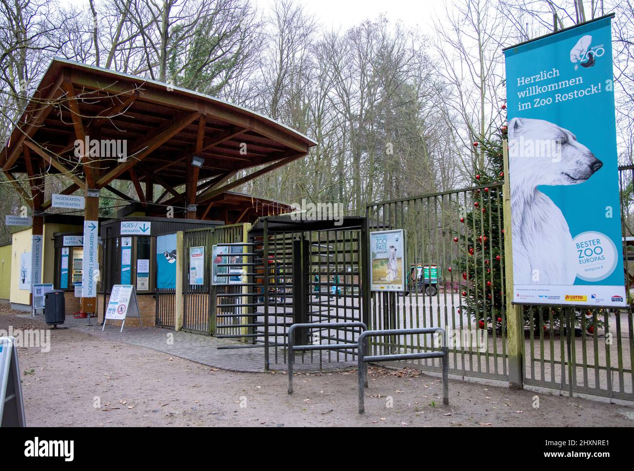 Rostock, Germany. 18th Jan, 2022. The entrance area to Rostock Zoo with ...