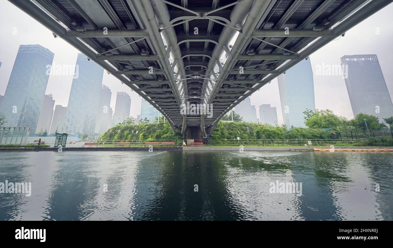 Bridge in the Songdo Central Park, Incheon, South Korea Stock Photo - Alamy