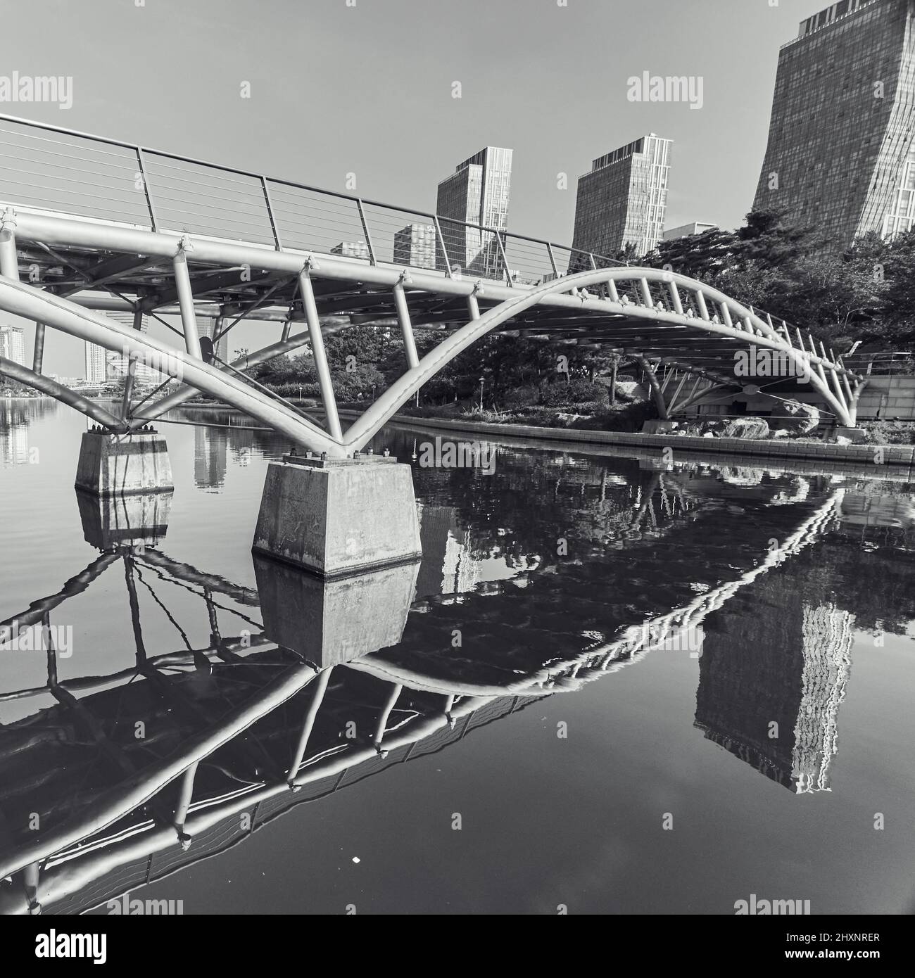 Bridge in the Songdo Central Park, Incheon, South Korea Stock Photo - Alamy
