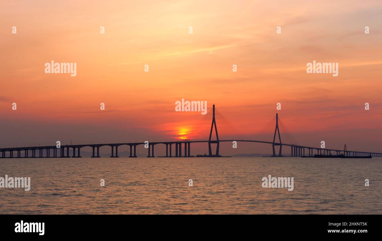 Incheon bridge construction hi-res stock photography and images - Alamy