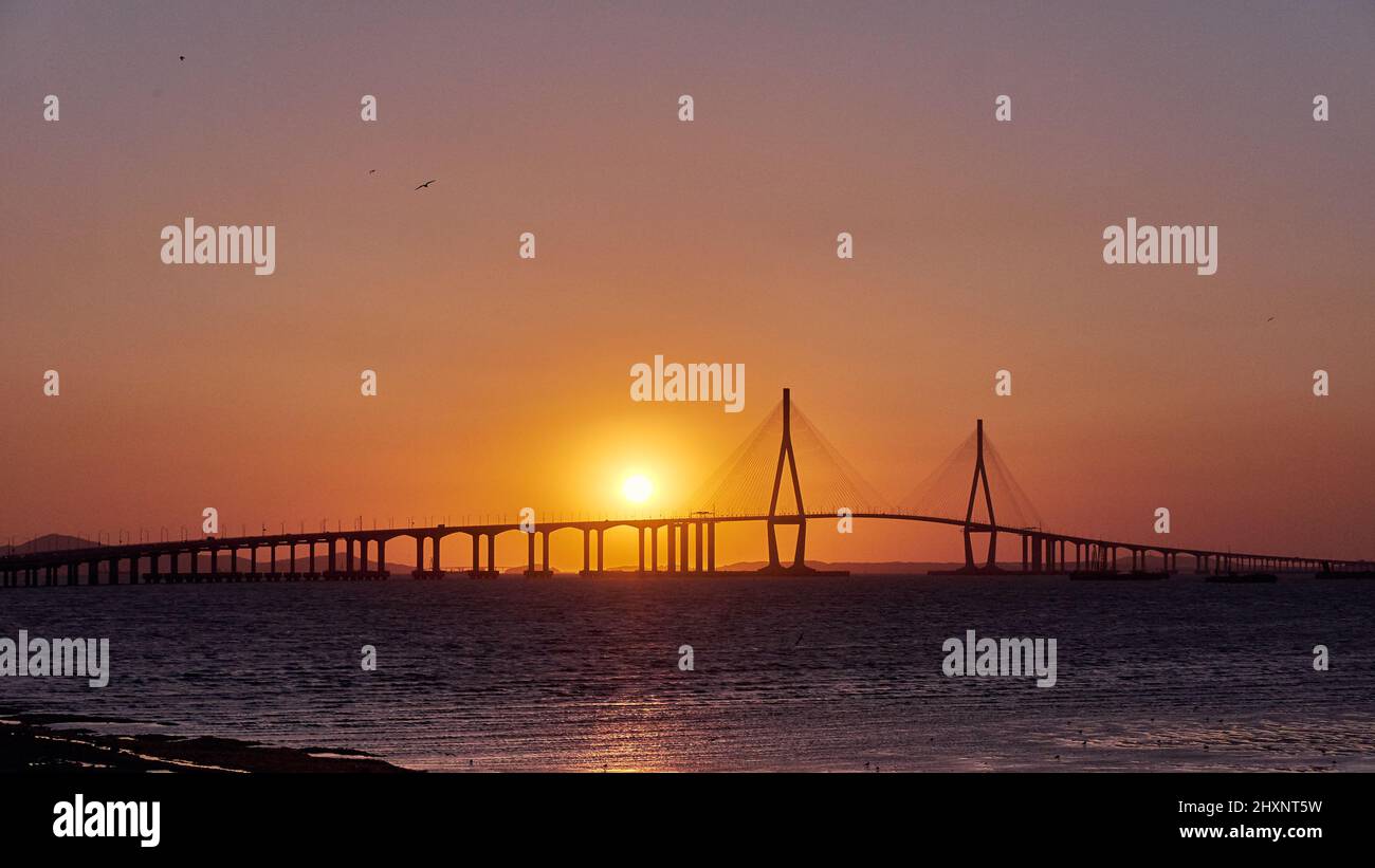 Beautiful sunset at the Incheon Bridge, South Korea Stock Photo - Alamy