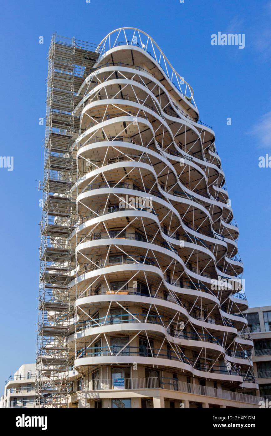 Site of the new architectural madness: Higher Roch, 50 m high tower ...