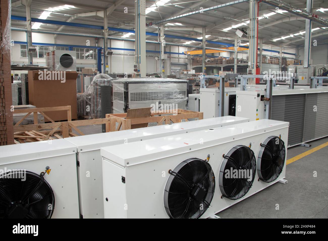 air conditioner manufacturing in the factory Stock Photo - Alamy