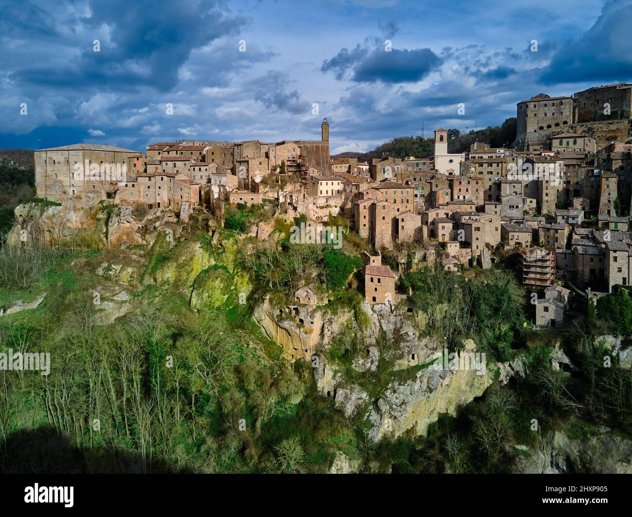 Aerial view of medieval town Sorano, Tuscany, Italy Stock Photo - Alamy