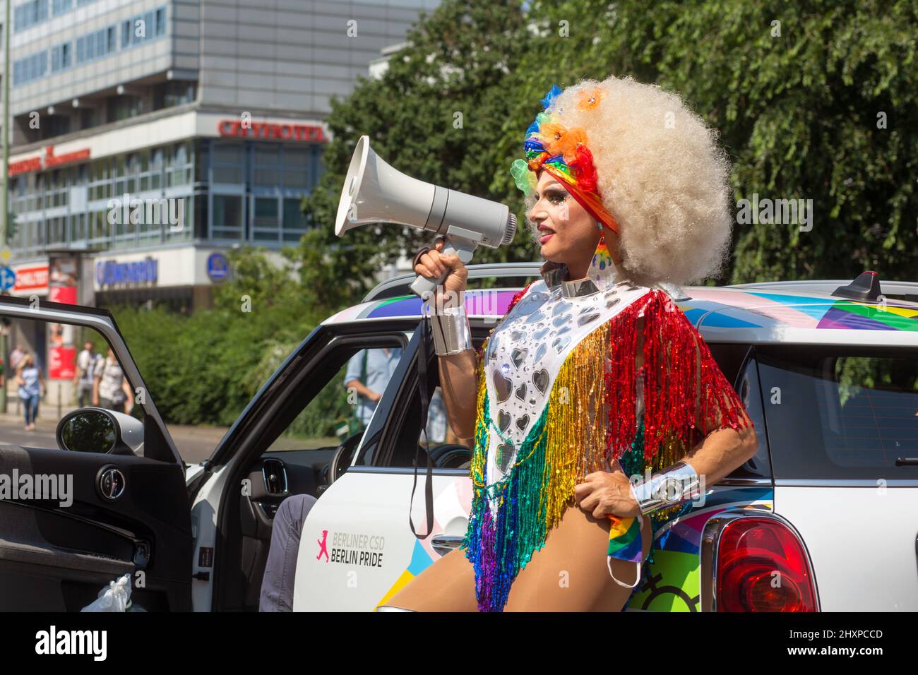 Through the streets of berlin hi-res stock photography and images - Alamy