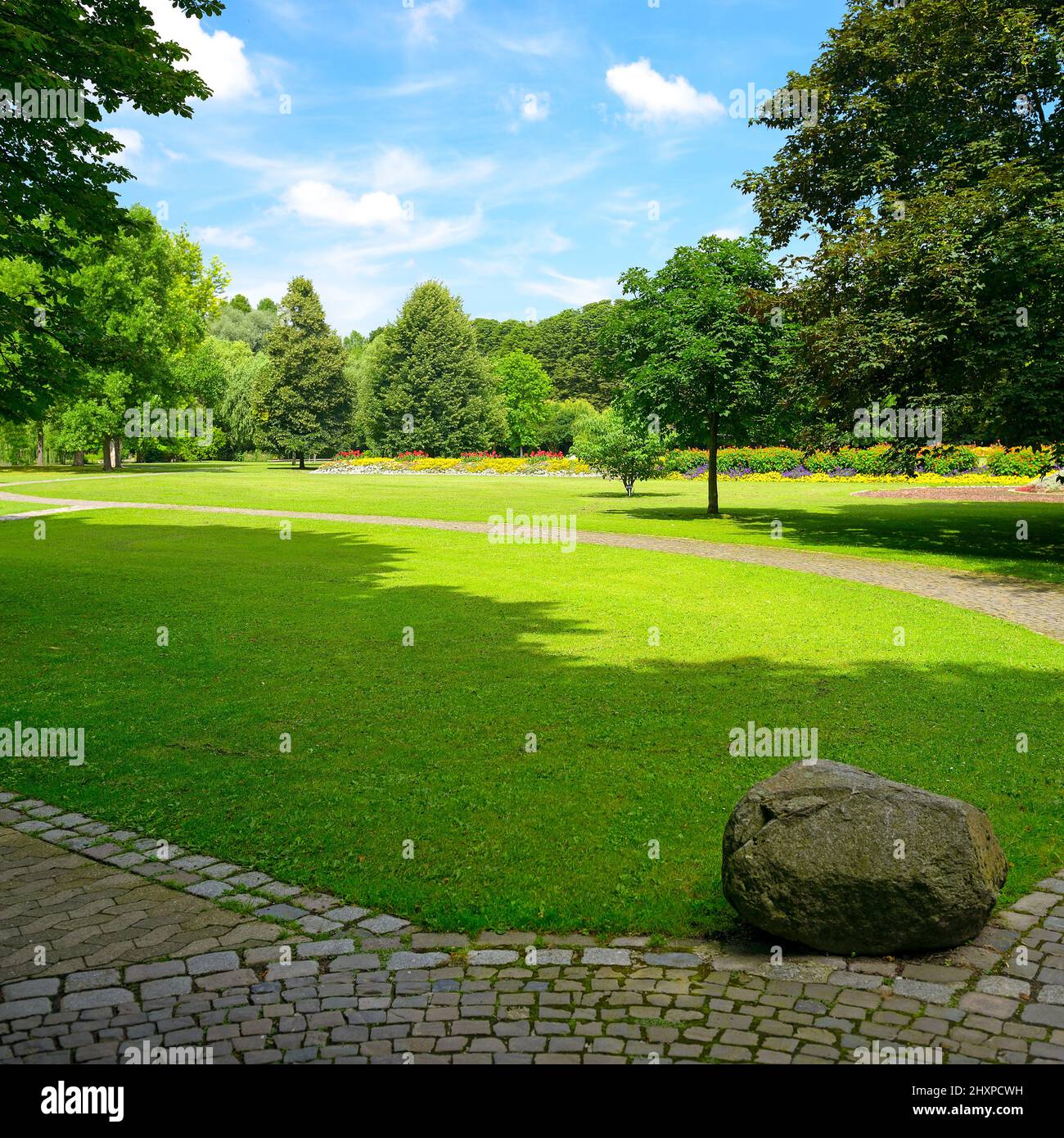 Green springtime paths hi-res stock photography and images - Alamy