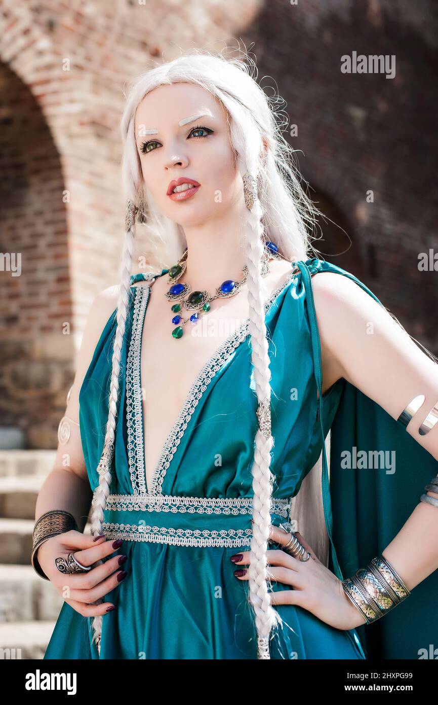 Woman In Medieval Times. Beautiful woman posing on the fortress Stock ...