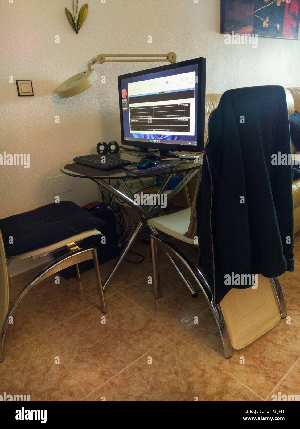 Workstation table hi-res stock photography and images - Alamy