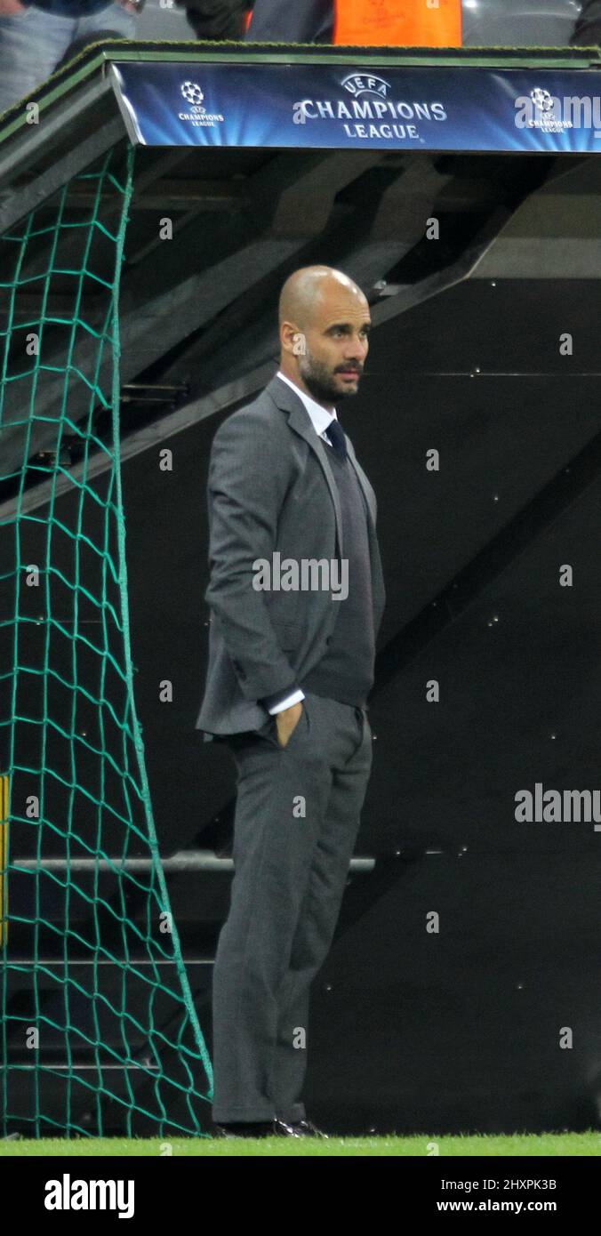 Trainer cska moskau hi-res stock photography and images - Alamy