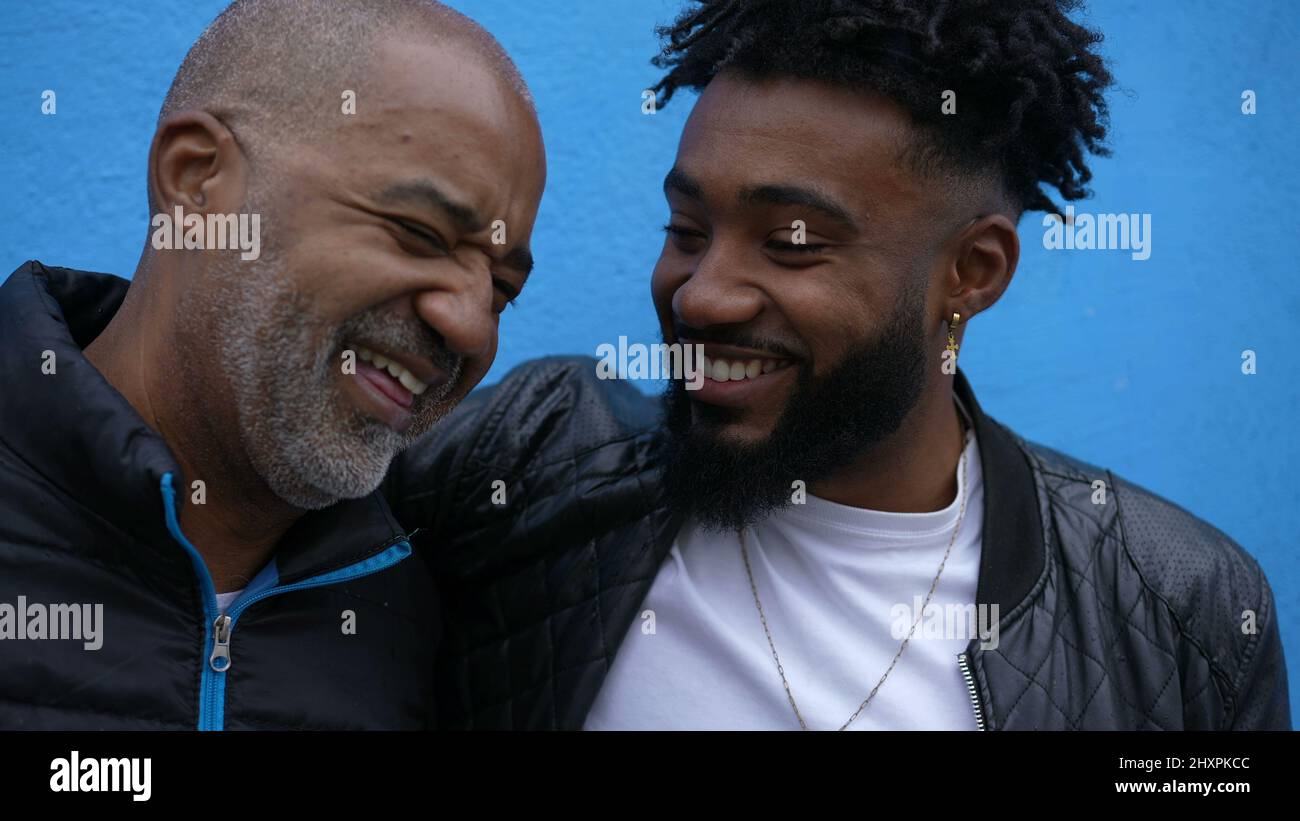 Father child son embrace real hi-res stock photography and images - Alamy