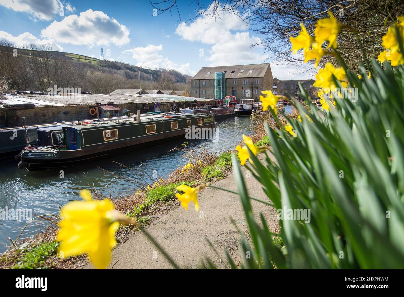 Sowerby Bridge,West Yorkshire, UK. 14th March 2022. UK weather. A ...