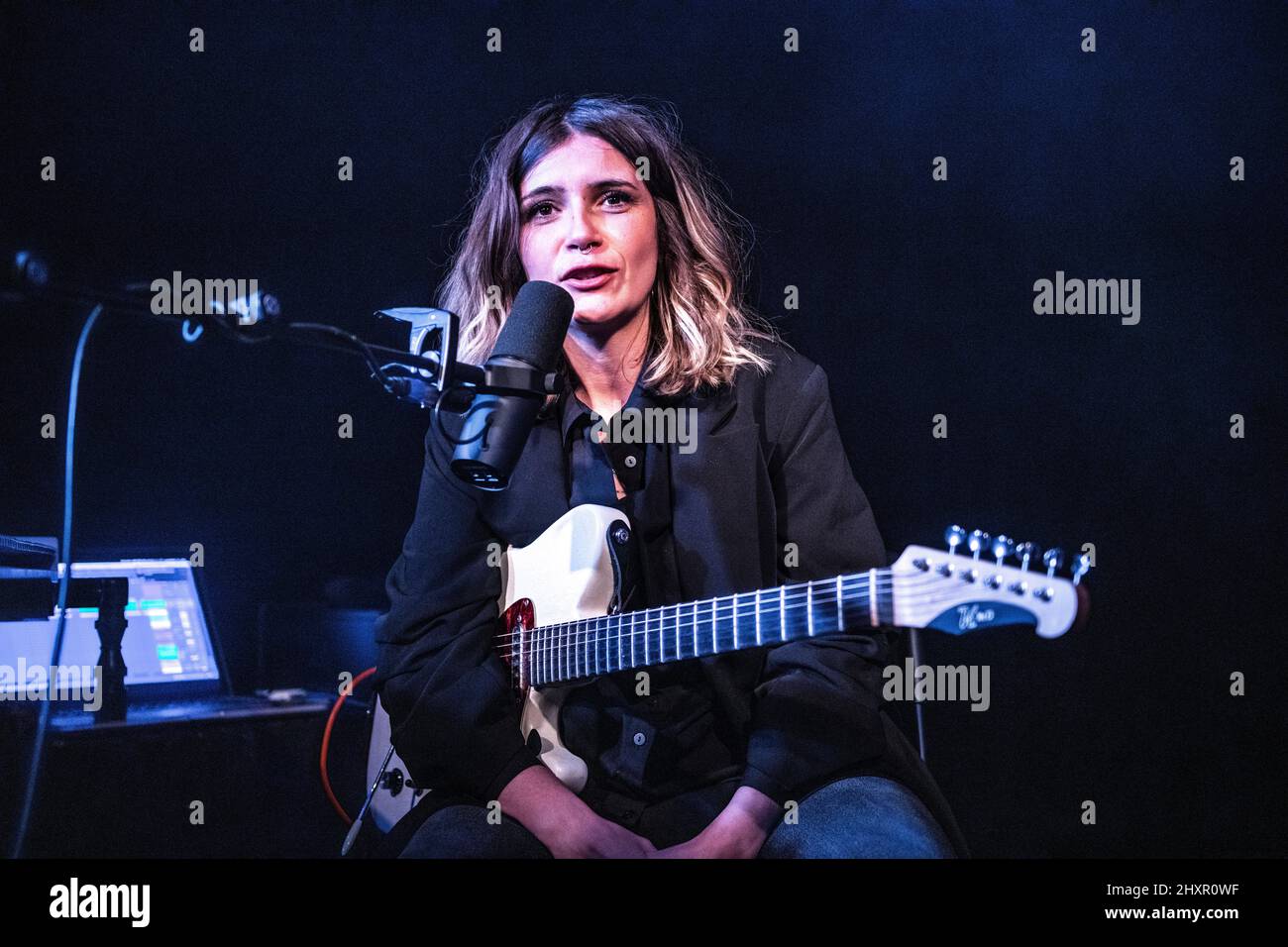 Carmen Boza performing at La 2 de Apolo, Barcelona 10 Mar. 2022 ...