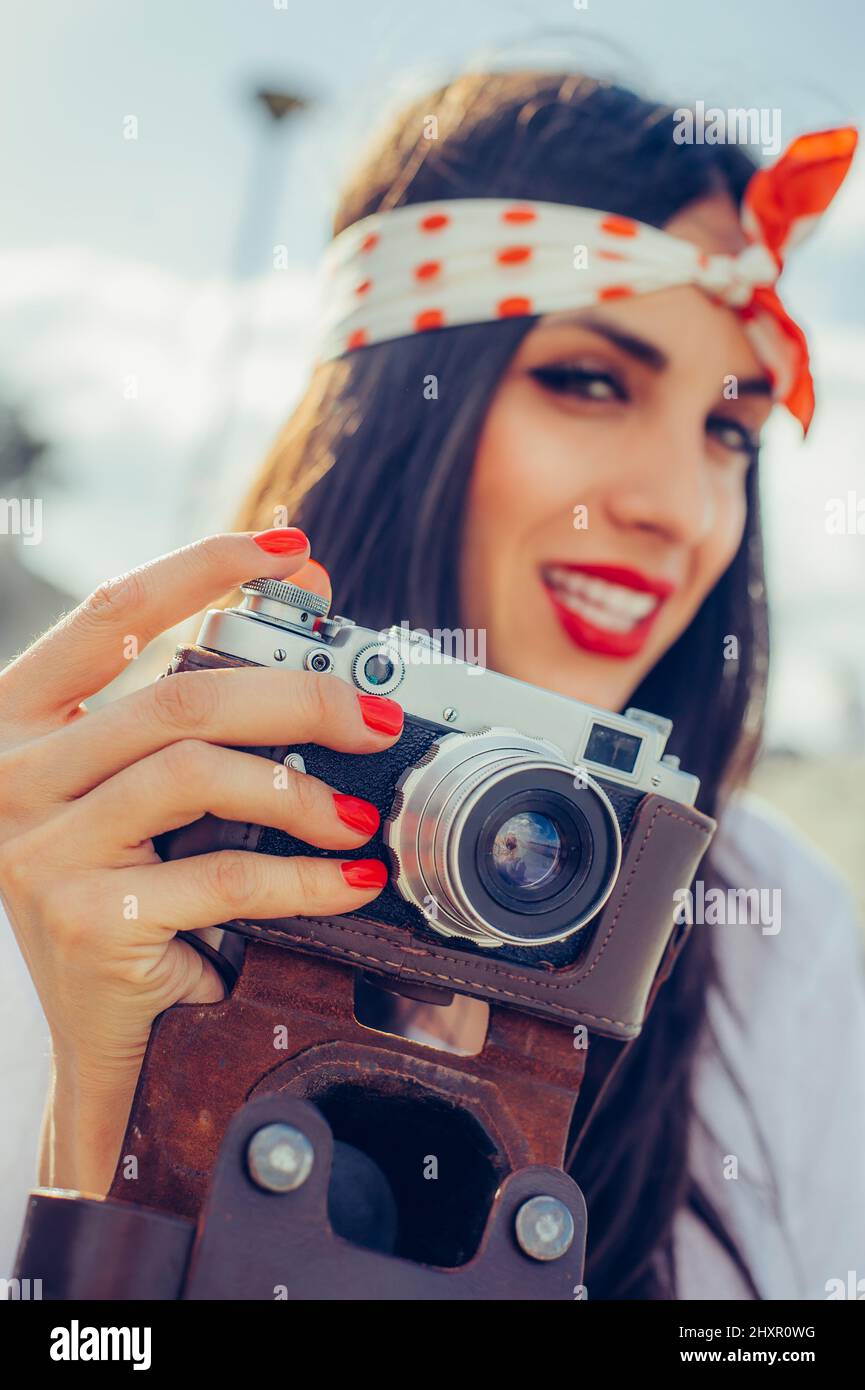 Film model urban hi-res stock photography and images - Alamy