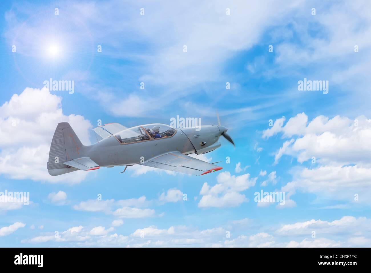 Single propeller aircraft hi-res stock photography and images - Alamy