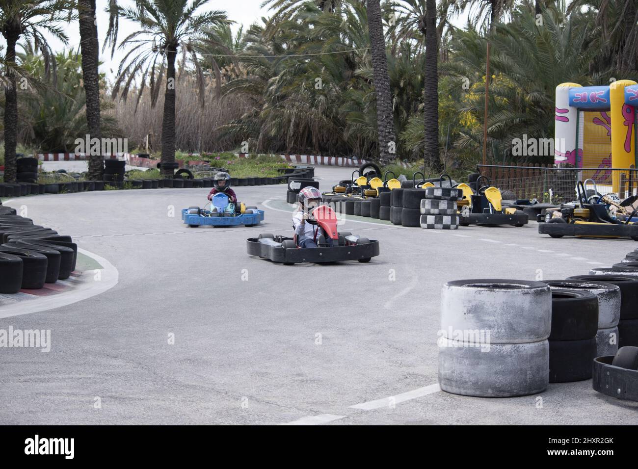 Children go carting hi-res stock photography and images - Alamy